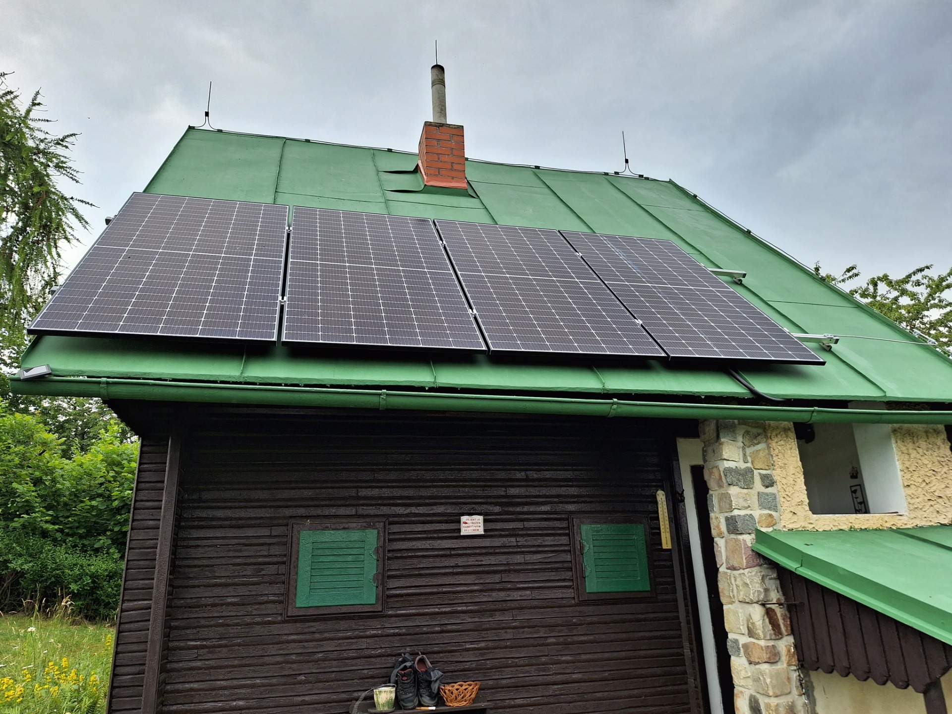 Ostrovní solární elektrárny